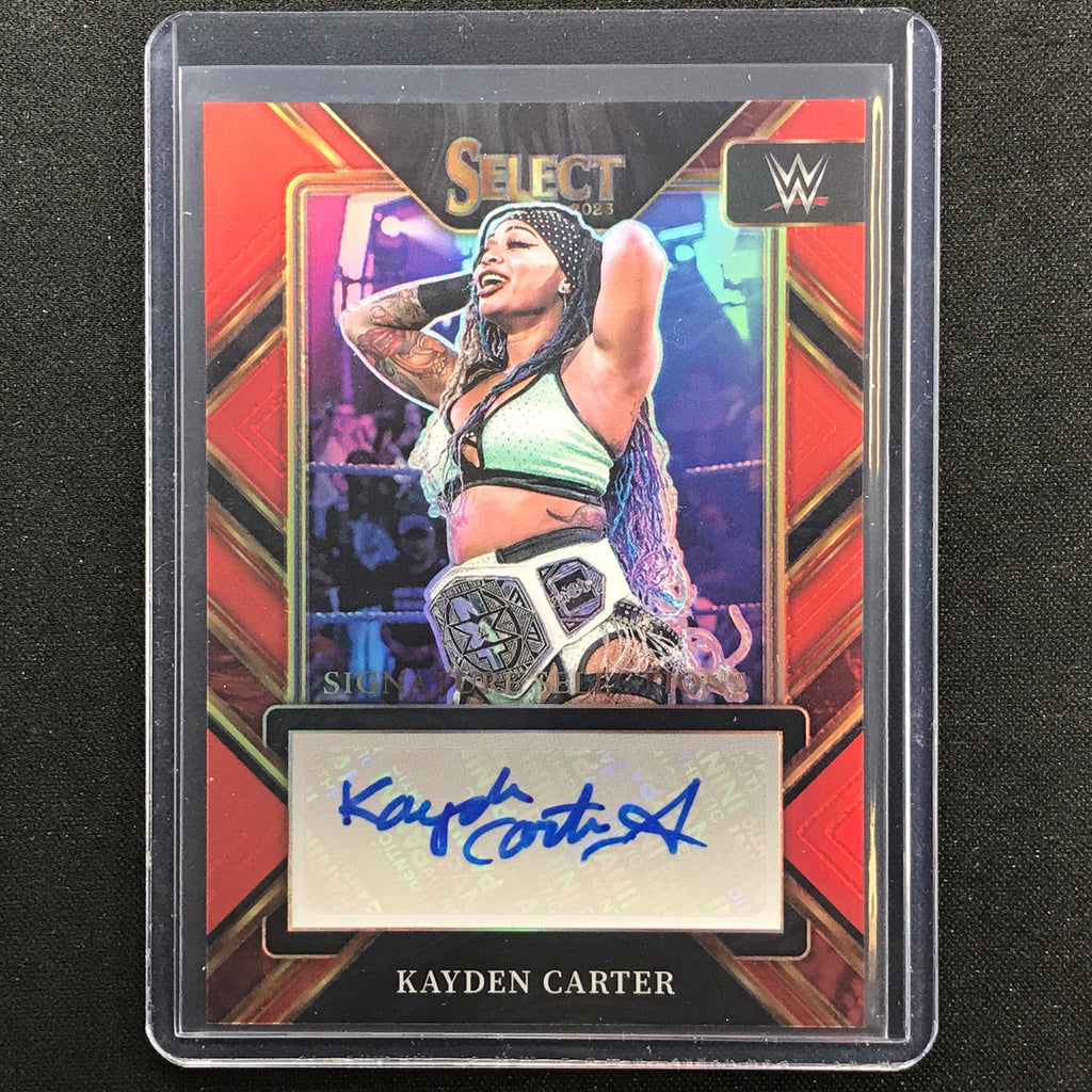 2023 Select Wwe Kayden Carter Signature Selections Auto Red 27/49 – Cherry Collectables